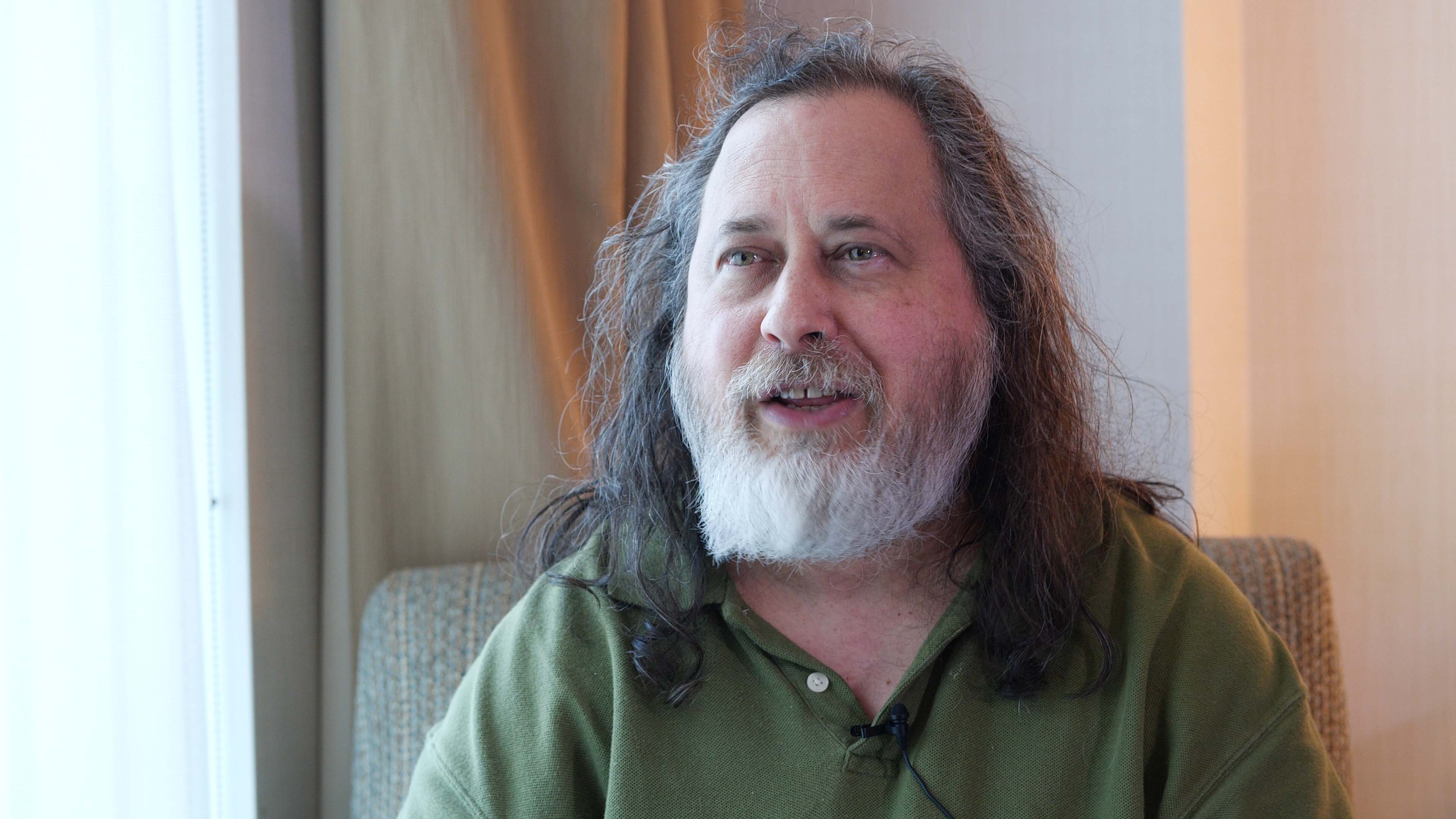 Richard Stallman talks about Microsoft Linux (Azure Sphere OS) - TFiR
